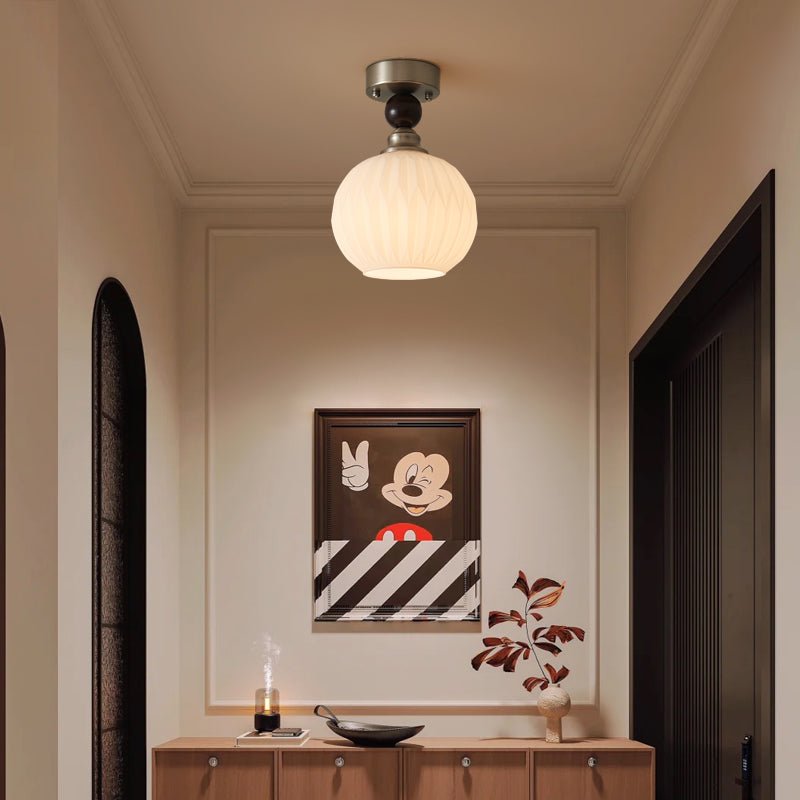 WOW Pearl Sphere Ceiling Lamp